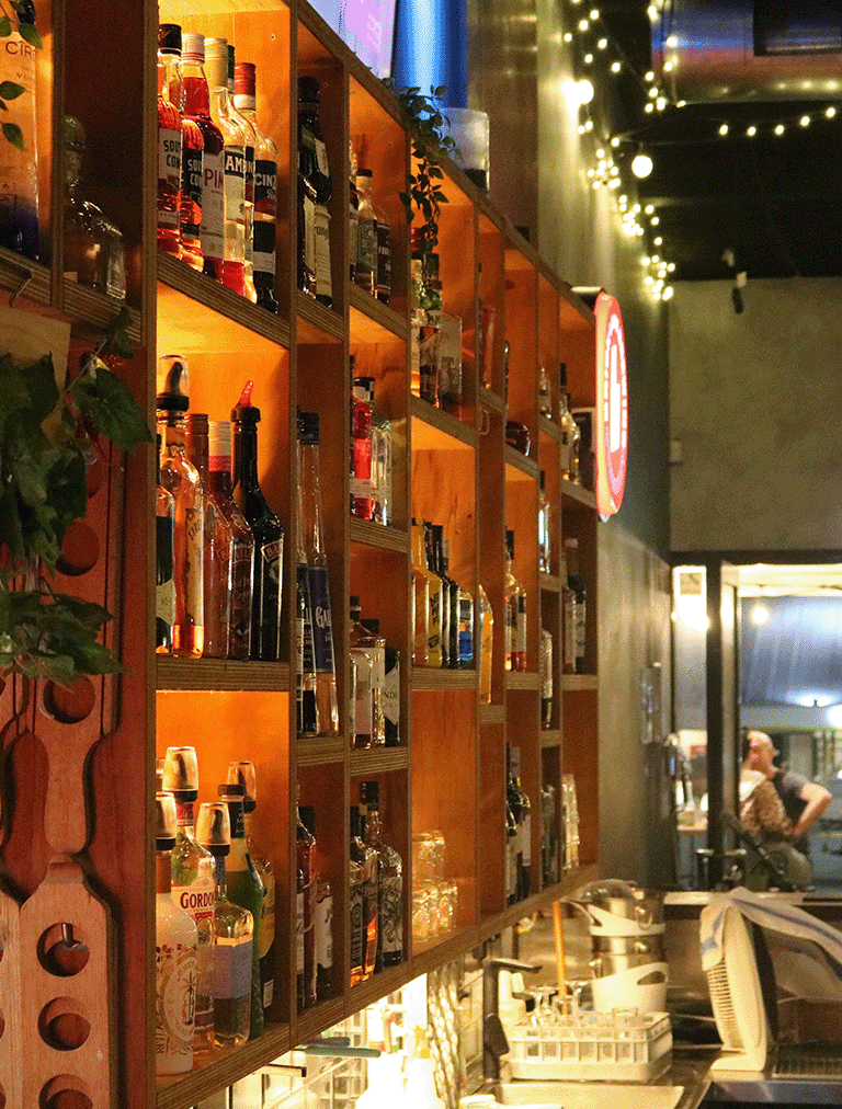 Craft Beer, Wine, Cocktails & Live Music Birkdale, Redlands